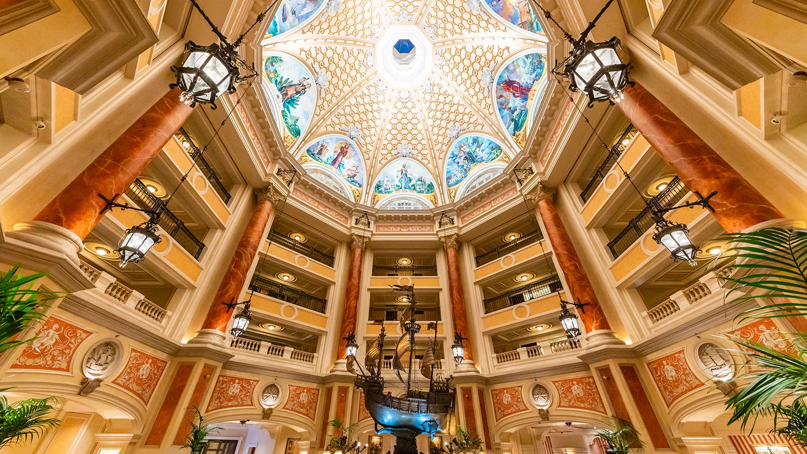 ミラコスタのレストラン予約はいつから？予約方法と料金目安も解説 | Disney Magic Navi