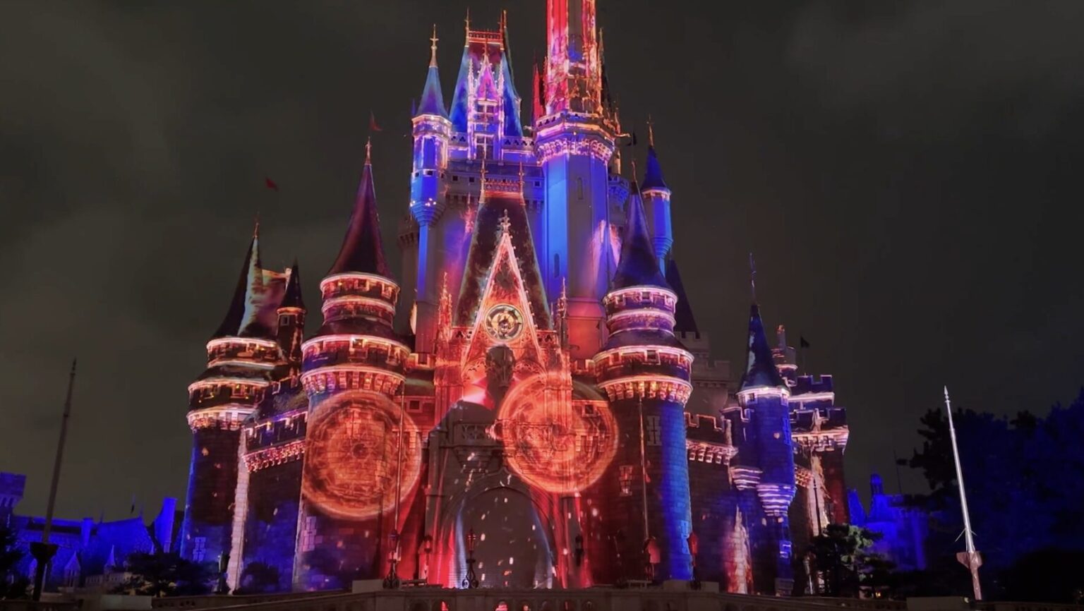 リーチフォーザスターズの場所を徹底解説！鑑賞場所や座席表など | Disney Magic Navi